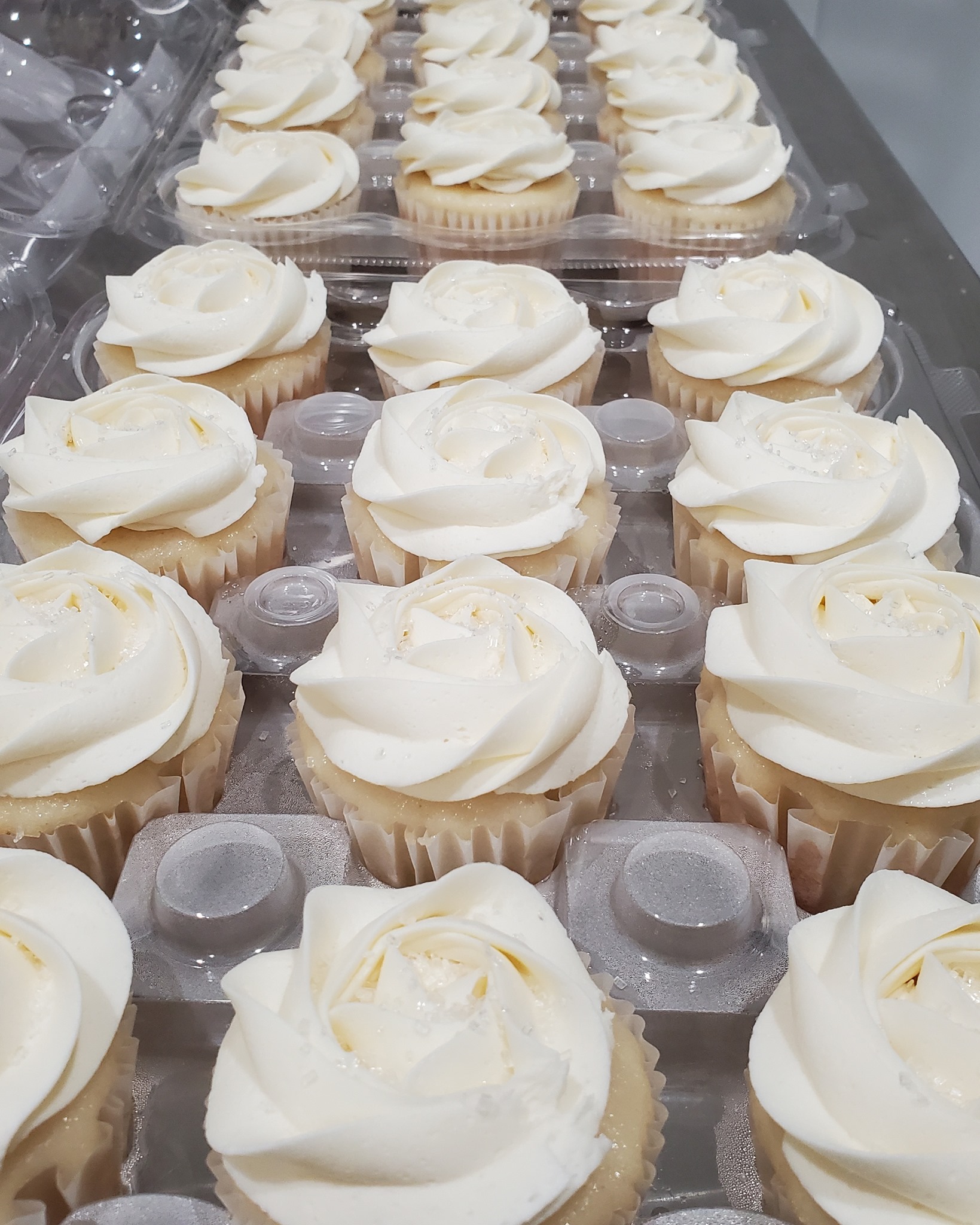 Wedding Cakes – Miranda's Cake's & Confections, LLC